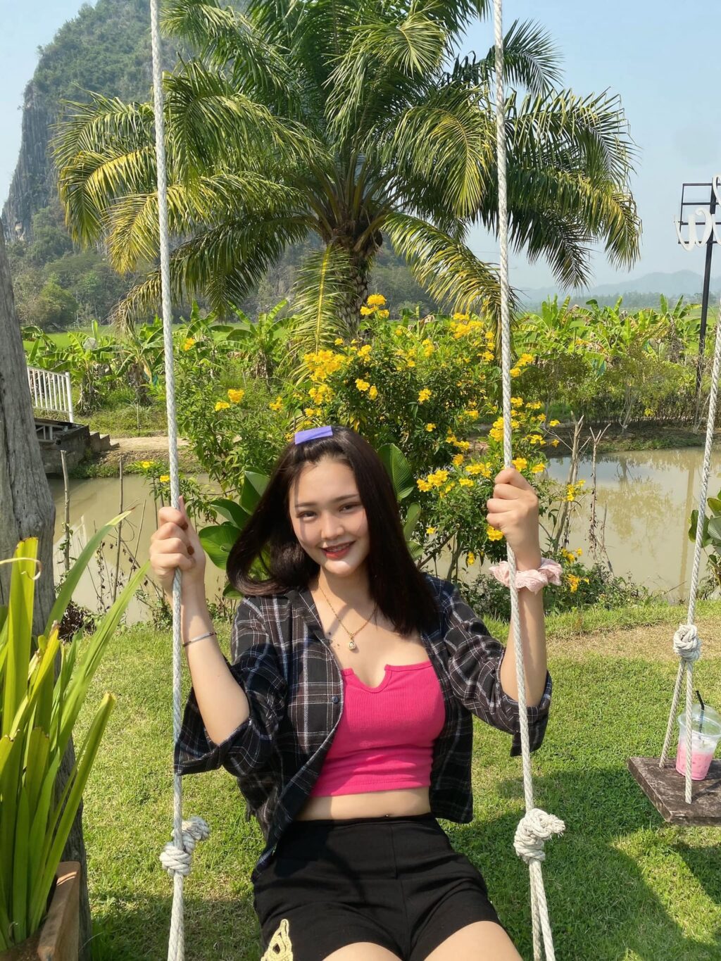 mueylix ดาวโอนลี่แฟน สุดเซ็กซี่ กับ คอนเทนต์ 20+ สุดทีเด็ด