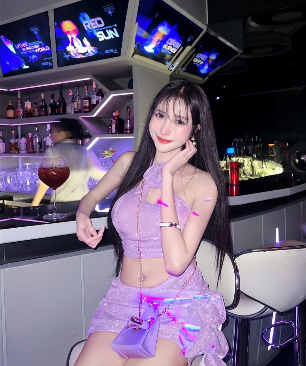 สมายหยี๋ สาวสวย อกอึ๋ม สุดเซ็กซี่ ผลงาน onlyfans18+ สุดเด็ด